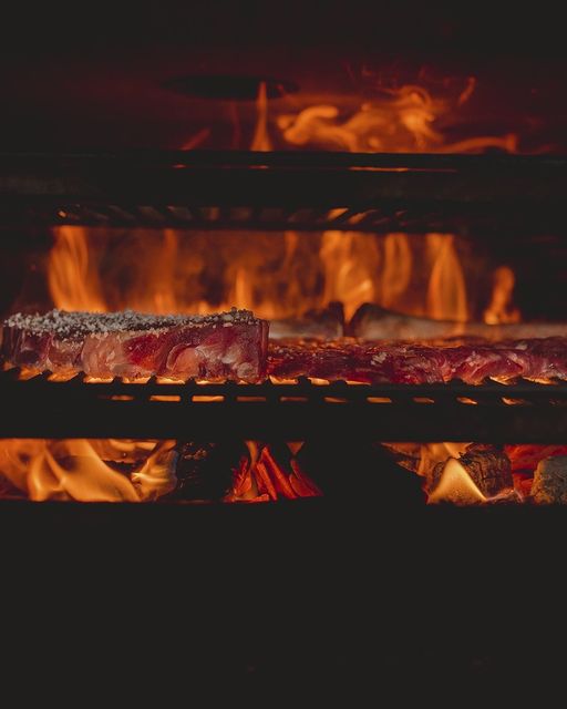 Madison Grill - Magical Towns